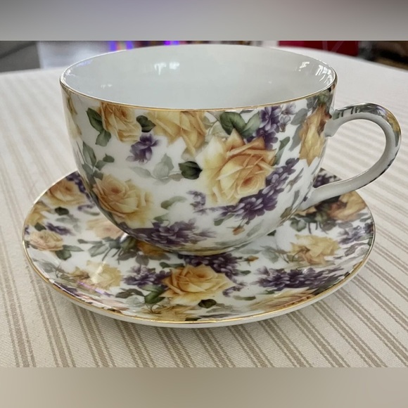 Caldo Freddo | Kitchen | Caldo Freddo Flower Rosesporcelain Tea Cup And ...